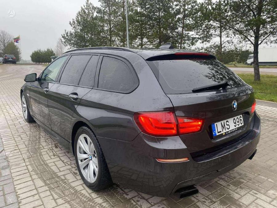 Grey BMW 530 2011 in Silale, with an engine capacity of 2.99 L and mileage of 308 thousand km for 9500 €, photo 4 on AUTOMOTO.COM.LV