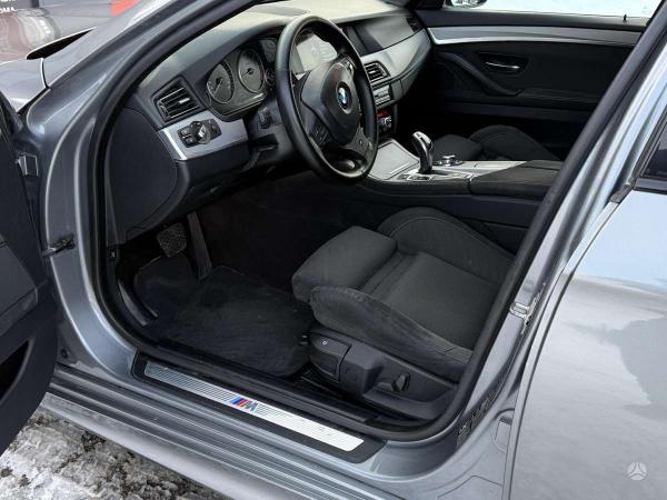 Grey BMW 530 2011 in Vilnius, with an engine capacity of 2.99 L and mileage of 245 thousand km for 9200 €, photo 9 on AUTOMOTO.COM.LV