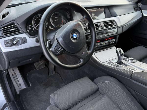 Grey BMW 530 2011 in Vilnius, with an engine capacity of 2.99 L and mileage of 245 thousand km for 9200 €, photo 10 on AUTOMOTO.COM.LV