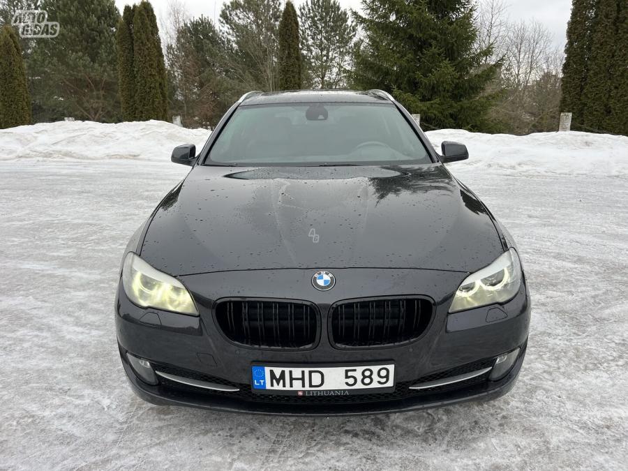 Pelēks BMW 530 2011 Alīta, ar dzinēja tilpumu 3.00 L un nobraukumu 325 tūkst. km par 6750 €, foto 2 vietnē AUTOMOTO.COM.LV