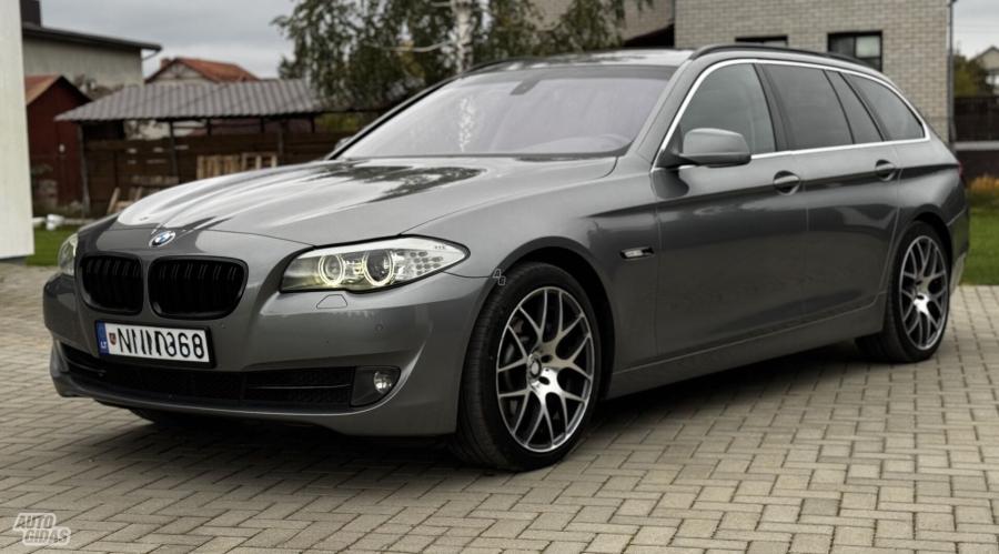 Grey BMW 530 2011 in Vilnius, with an engine capacity of 3.00 L and mileage of 340 thousand km for 7800 €, photo 1 on AUTOMOTO.COM.LV