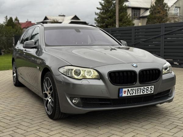 Pelēks BMW 530 2011 Viļņa, ar dzinēja tilpumu 3.00 L un nobraukumu 340 tūkst. km par 7800 €, foto 2 vietnē AUTOMOTO.COM.LV