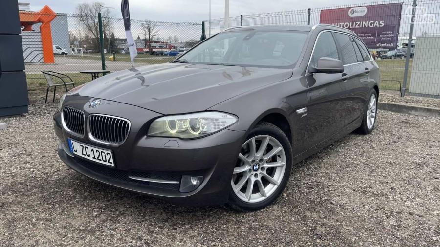 Grey BMW 530 2011 in Marijampole, with an engine capacity of 3.00 L and mileage of 313 thousand km for 7990 €, photo 1 on AUTOMOTO.COM.LV