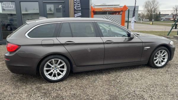 Pelēks BMW 530 2011 Marijampole, ar dzinēja tilpumu 3.00 L un nobraukumu 313 tūkst. km par 7990 €, foto 6 vietnē AUTOMOTO.COM.LV