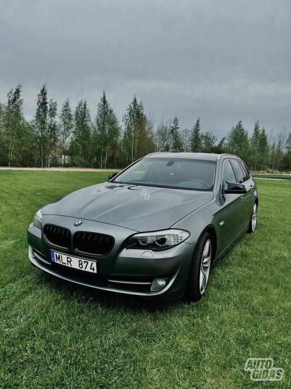 Pelēks BMW 530 2011 Joniškis, ar dzinēja tilpumu 3.00 L un nobraukumu 345 tūkst. km par 8500 €, foto 4 vietnē AUTOMOTO.COM.LV