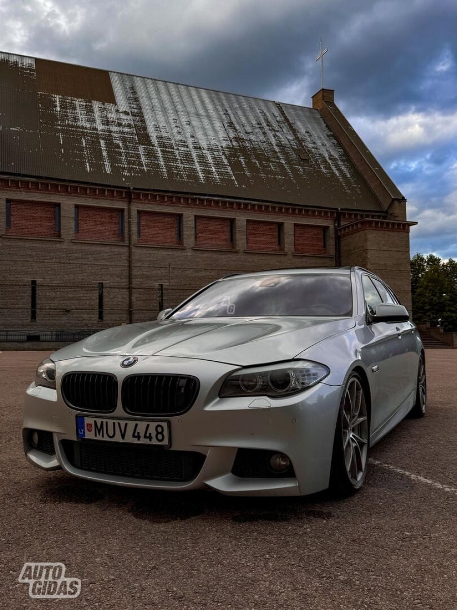 Pelēks BMW 530 2011 Alīta, ar dzinēja tilpumu 3.00 L un nobraukumu 311 tūkst. km par 10490 €, foto 8 vietnē AUTOMOTO.COM.LV