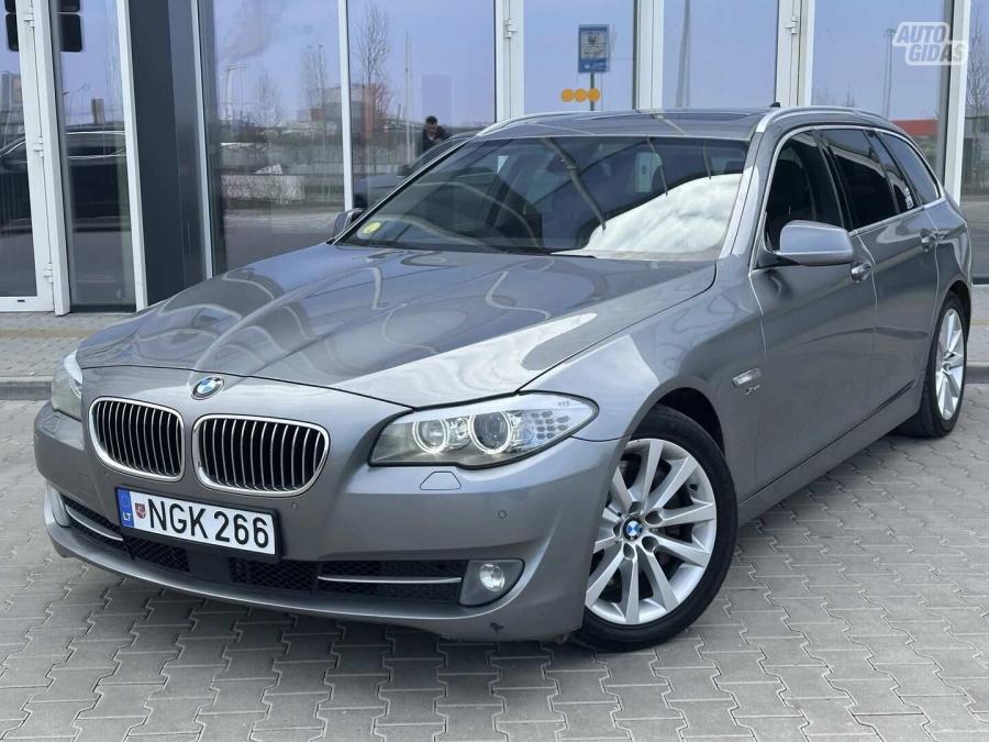 Grey BMW 530 2011 in Vilnius, with an engine capacity of 3.00 L and mileage of 371 thousand km for 7300 €, photo 4 on AUTOMOTO.COM.LV
