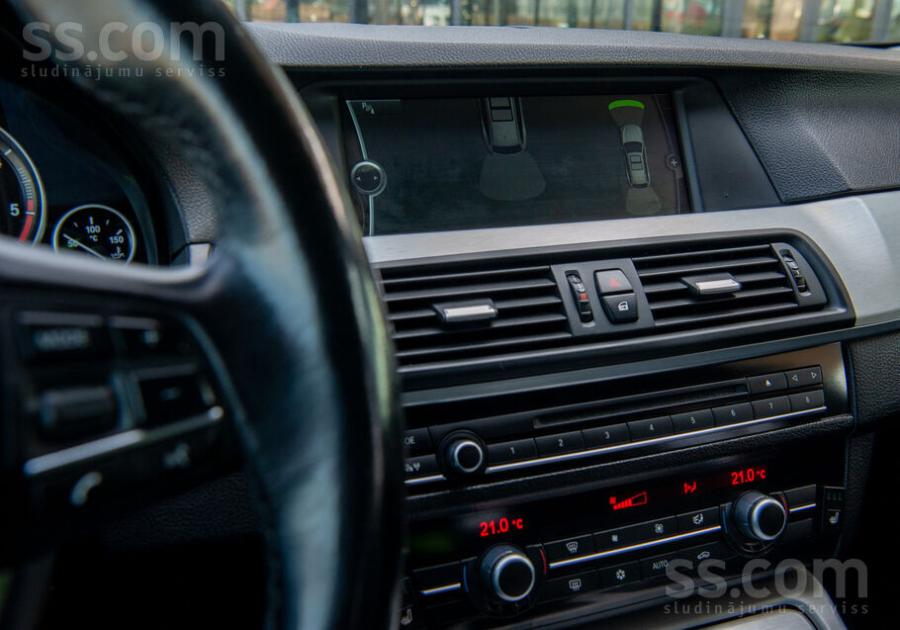 Grey BMW 530 2011 in Cesis, with an engine capacity of 3.00 L and mileage of 410 thousand km for 8750 €, photo 18 on AUTOMOTO.COM.LV