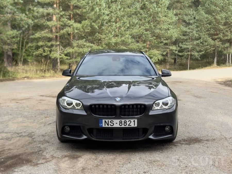 Grey BMW 530 2011 in Riga, with an engine capacity of 3.00 L and mileage of 254 thousand km for 10500 €, photo 3 on AUTOMOTO.COM.LV