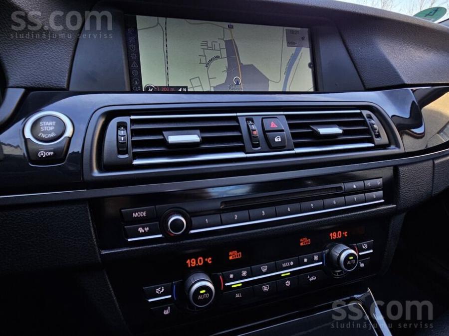 Grey BMW 530 2011 in Jekabpils, with an engine capacity of 3.00 L and mileage of 338 thousand km for 8490 €, photo 27 on AUTOMOTO.COM.LV