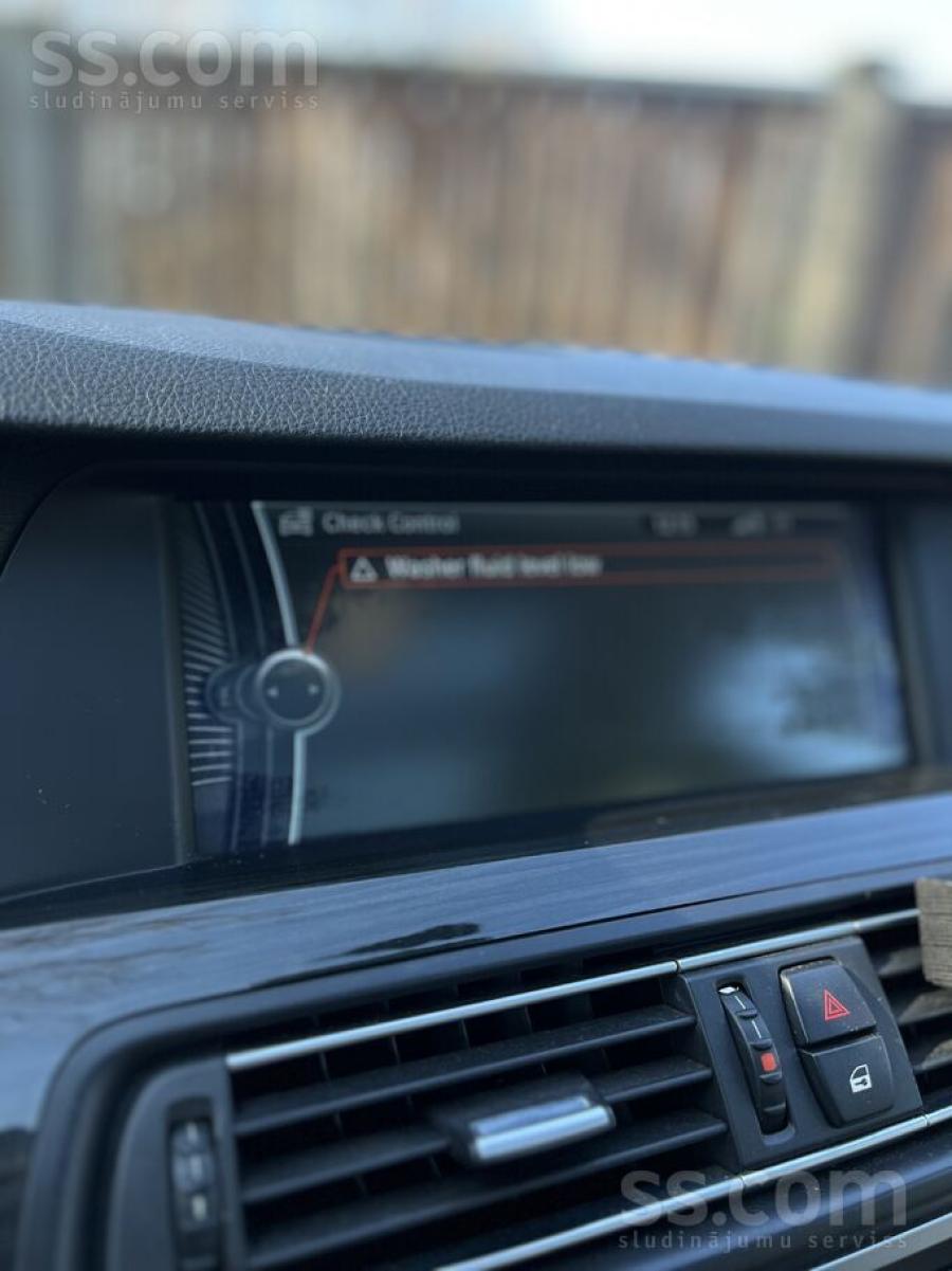 Pelēks BMW 530 2011 Rīga, ar dzinēja tilpumu 3.00 L un nobraukumu 329 tūkst. km par 9850 €, foto 14 vietnē AUTOMOTO.COM.LV