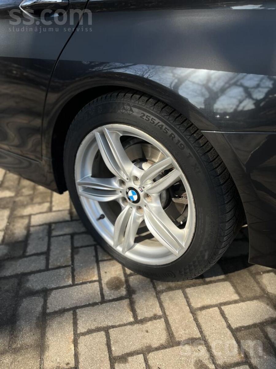 Pelēks BMW 530 2011 Rīga, ar dzinēja tilpumu 3.00 L un nobraukumu 329 tūkst. km par 9850 €, foto 27 vietnē AUTOMOTO.COM.LV