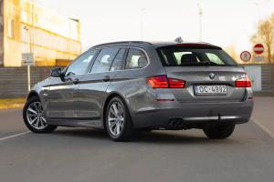 Pelēks BMW 530 2011 Jelgava, ar dzinēja tilpumu 3.00 L un nobraukumu 314 tūkst. km par 9200 €, foto 5 vietnē AUTOMOTO.COM.LV