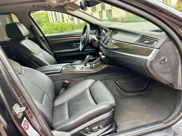 Grey BMW 530 2011 in Vilnius, with an engine capacity of 2.99 L and mileage of 284 thousand km for 8900 €, photo 10 on AUTOMOTO.COM.LV