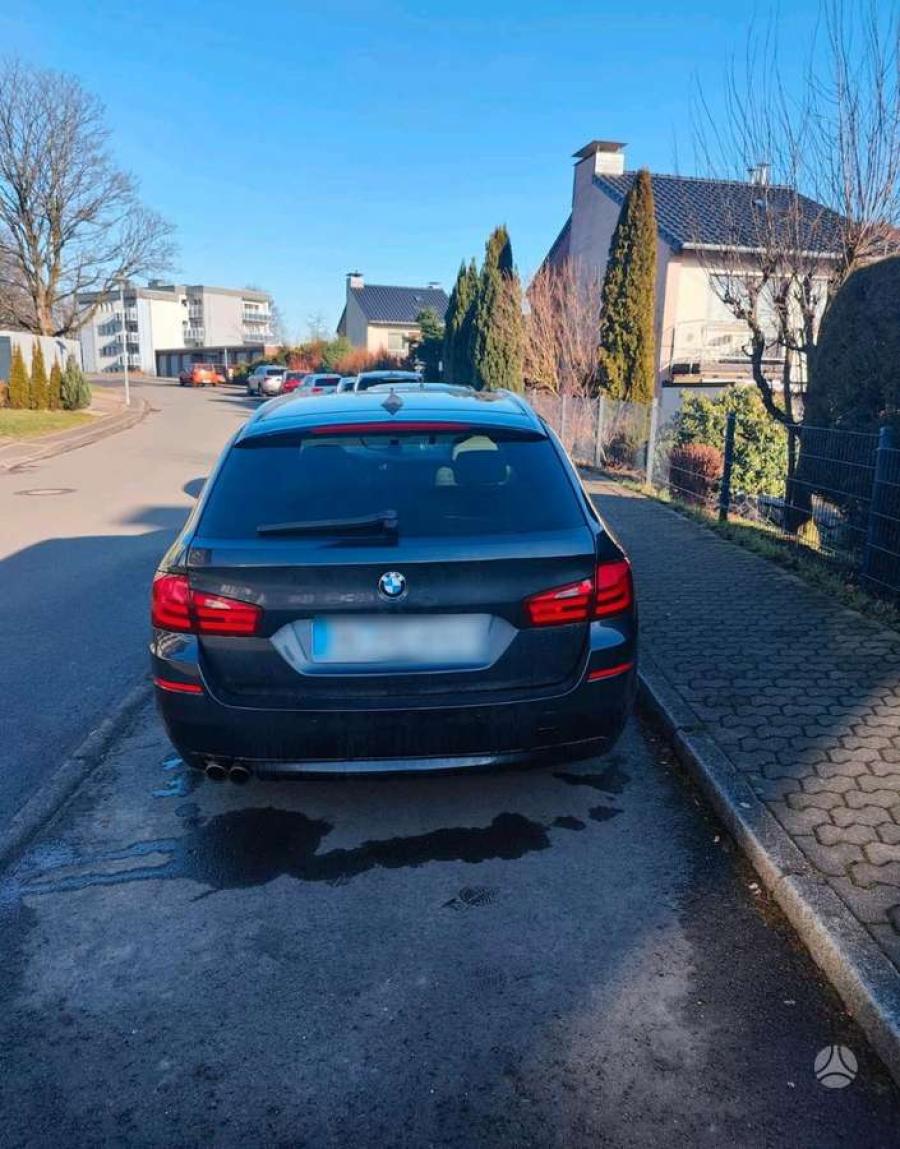 Grey BMW 530 2011 in Marijampole, with an engine capacity of 3.00 L and mileage of 380 thousand km for 5500 €, photo 4 on AUTOMOTO.COM.LV