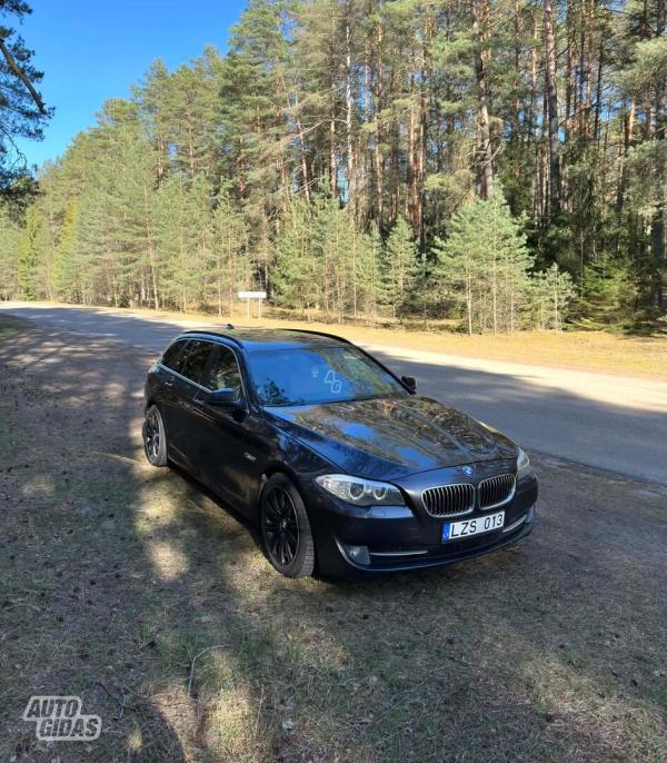 Grey BMW 530 2011 in Kaunas, with an engine capacity of 2.00 L and mileage of 444 thousand km for 7200 €, photo 1 on AUTOMOTO.COM.LV
