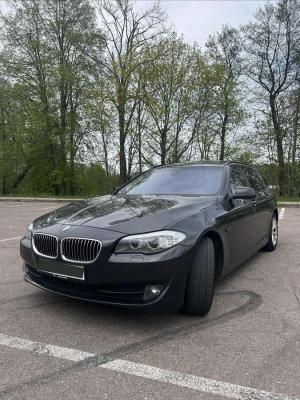 Серый БМВ 530 2011 в Вильнюс, объемом двигателя 2.99 л и пробегом 273 тыс. км за 8290 €, фото 3 на AUTOMOTO.COM.LV