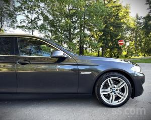Pelēks BMW 530 2011 Jūrmala, ar dzinēja tilpumu 3.00 L un nobraukumu 280 tūkst. km par 9399 €, foto 13 vietnē AUTOMOTO.COM.LV
