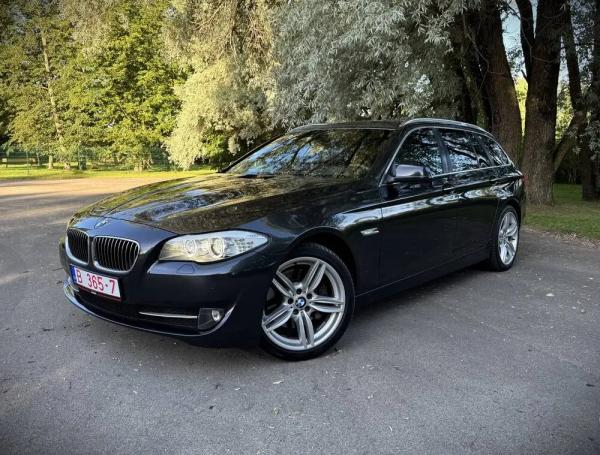 Pelēks BMW 530 2011 Jūrmala, ar dzinēja tilpumu 3.00 L un nobraukumu 280 tūkst. km par 9399 €, foto 2 vietnē AUTOMOTO.COM.LV