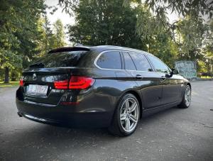 Grey BMW 530 2011 in Jurmala, with an engine capacity of 3.00 L and mileage of 280 thousand km for 9399 €, photo 8 on AUTOMOTO.COM.LV