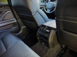 Grey BMW 530 2011 in Jurmala, with an engine capacity of 3.00 L and mileage of 280 thousand km for 9399 €, photo 19 on AUTOMOTO.COM.LV