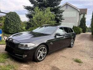 Pelēks BMW 530 2011 Viļņa, ar dzinēja tilpumu 2.99 L un nobraukumu 370 tūkst. km par 7800 €, foto  vietnē AUTOMOTO.COM.LV