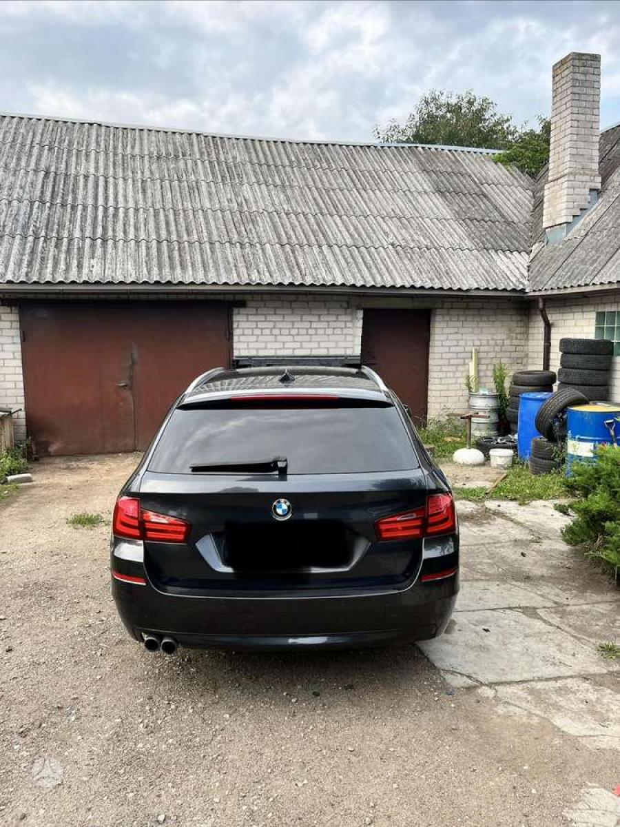 Grey BMW 530 2011 in Vilnius, with an engine capacity of 2.99 L and mileage of 370 thousand km for 7800 €, photo 5 on AUTOMOTO.COM.LV