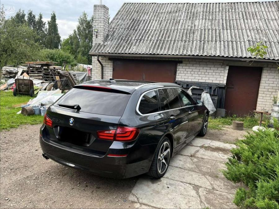 Grey BMW 530 2011 in Vilnius, with an engine capacity of 2.99 L and mileage of 370 thousand km for 7800 €, photo 6 on AUTOMOTO.COM.LV