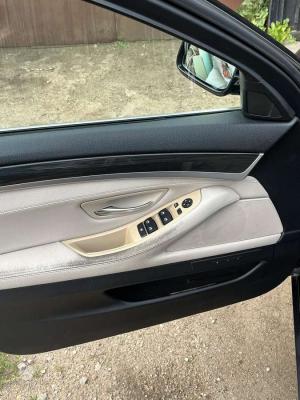 Grey BMW 530 2011 in Vilnius, with an engine capacity of 2.99 L and mileage of 370 thousand km for 7800 €, photo 10 on AUTOMOTO.COM.LV