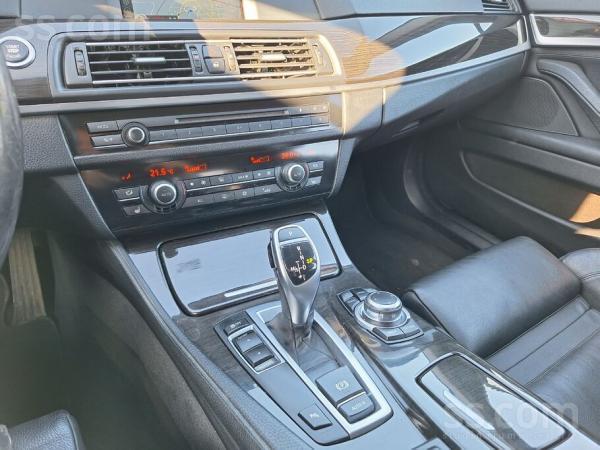 Pelēks BMW 530 2011 Valmiera, ar dzinēja tilpumu 3.00 L un nobraukumu 356 tūkst. km par 8200 €, foto 7 vietnē AUTOMOTO.COM.LV