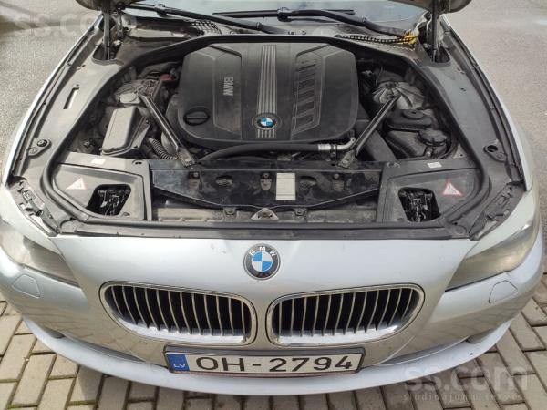 Pelēks BMW 530 2011 Jelgava, ar dzinēja tilpumu 3.00 L un nobraukumu 366 tūkst. km par 10590 €, foto 4 vietnē AUTOMOTO.COM.LV