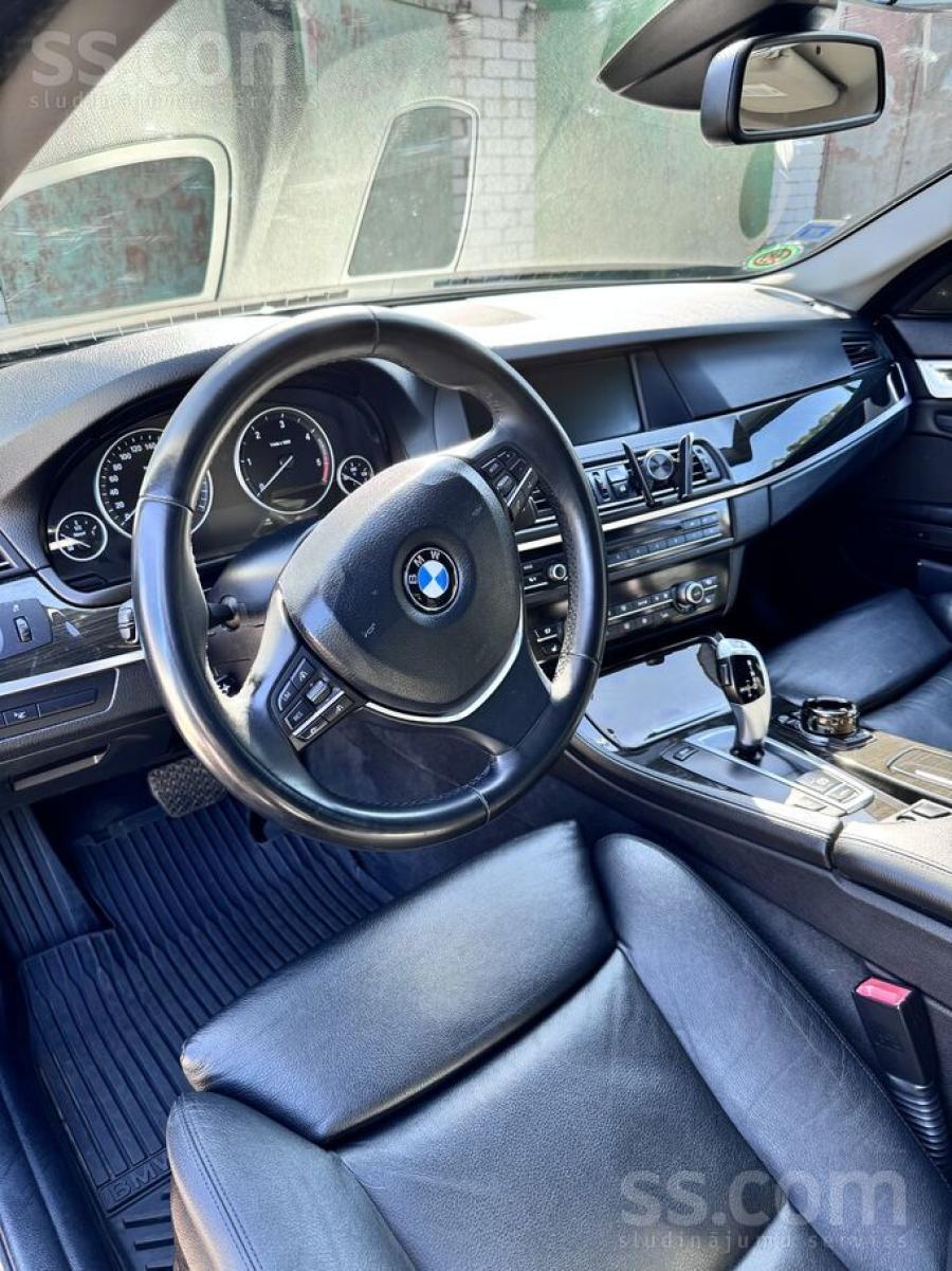 Grey BMW 530 2011 in Riga, with an engine capacity of 3.00 L and mileage of 291 thousand km for 11000 €, photo 5 on AUTOMOTO.COM.LV