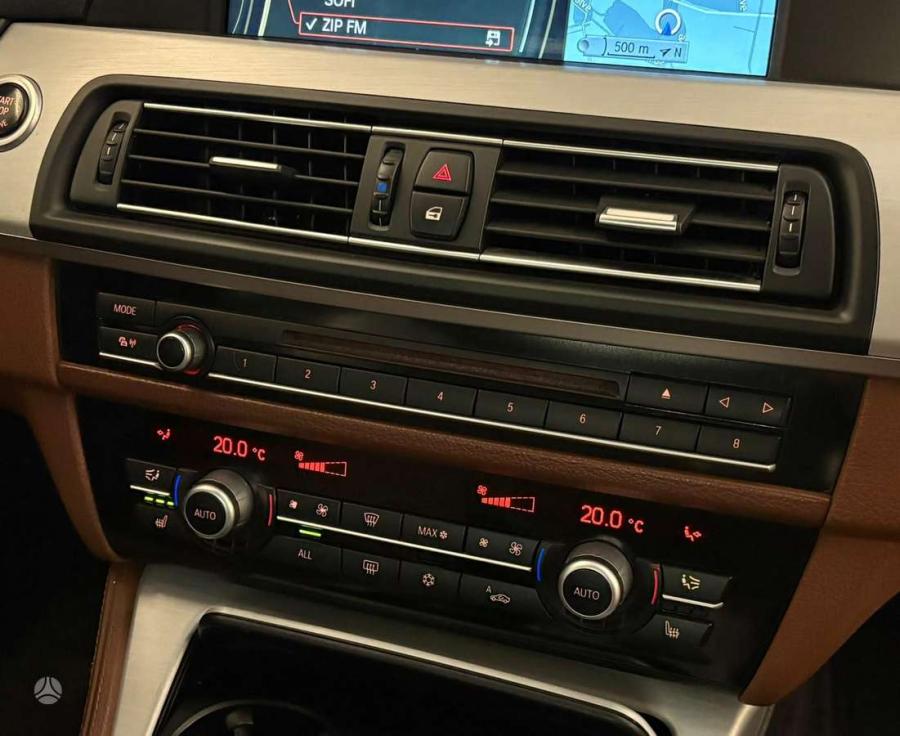 Grey BMW 530 2011 in Marijampole, with an engine capacity of 2.99 L and mileage of 287 thousand km for 8650 €, photo 15 on AUTOMOTO.COM.LV