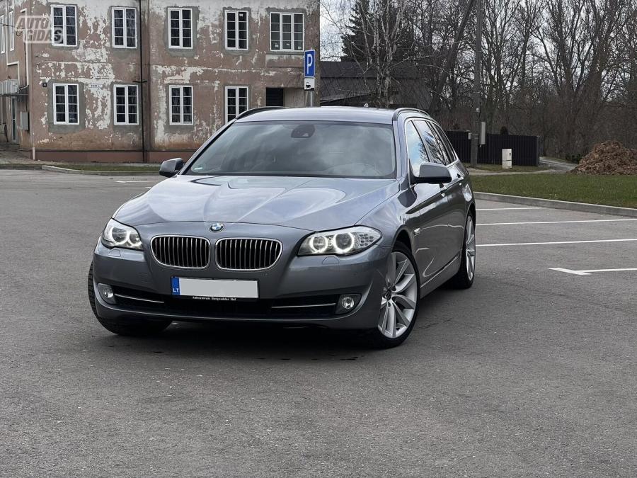 Pelēks BMW 530 2011 Viļņa, ar dzinēja tilpumu 3.00 L un nobraukumu 280 tūkst. km par 7600 €, foto 1 vietnē AUTOMOTO.COM.LV