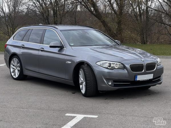 БМВ 530 2011 в Вильнюс на AUTOMOTO.COM.LV Серый БМВ 530 2011 в Вильнюс, объемом двигателя 3.00 л и пробегом 280 тыс. км за 7600 €, фото 4 на AUTOMOTO.COM.LV