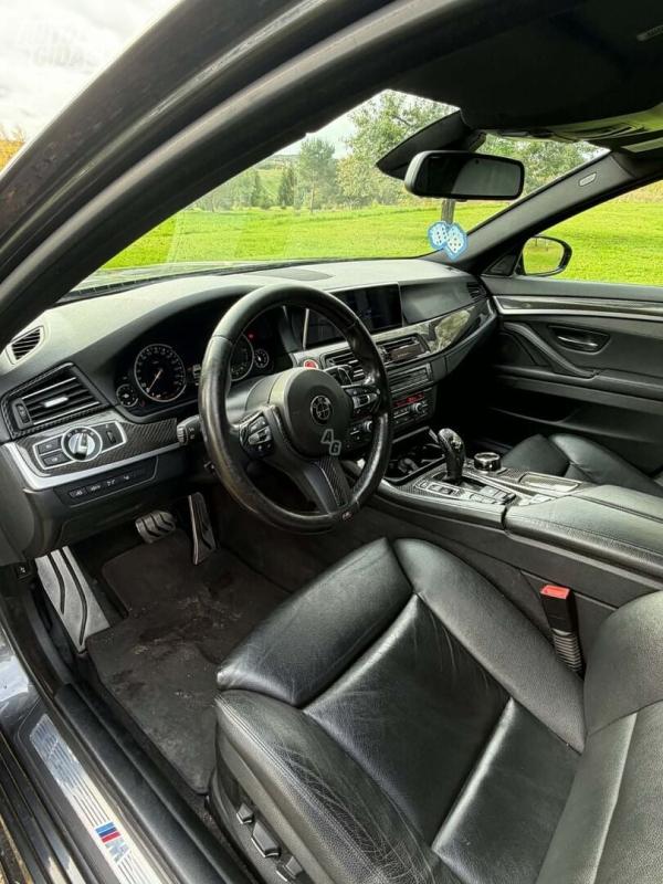 Pelēks BMW 530 2011 Anykščiai, ar dzinēja tilpumu 3.00 L un nobraukumu 358 tūkst. km par 14300 €, foto 8 vietnē AUTOMOTO.COM.LV