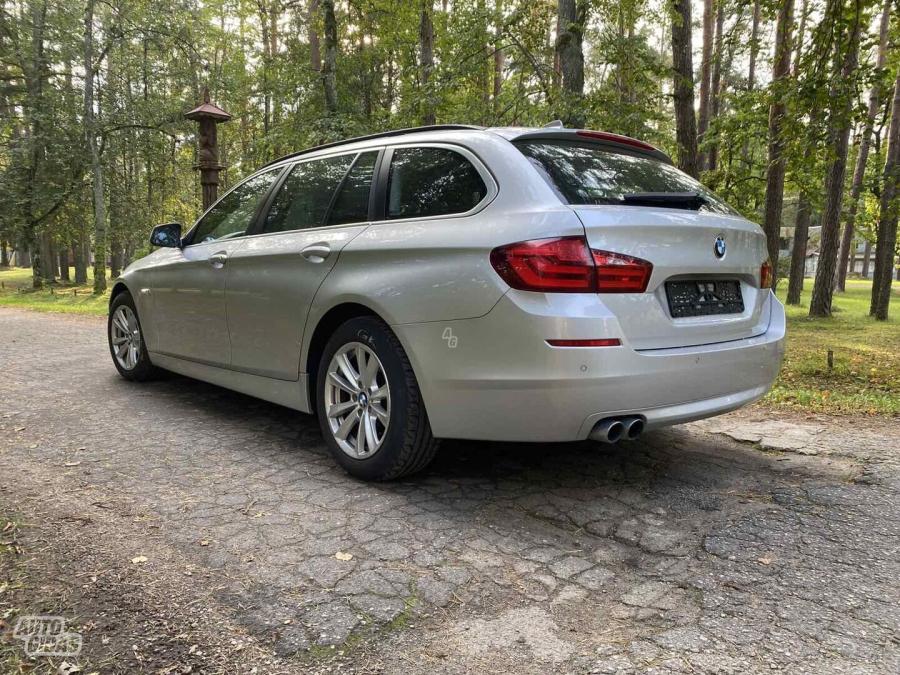Grey BMW 530 2012 in Panevezys, with an engine capacity of 3.00 L and mileage of 260 thousand km for 6999 €, photo 3 on AUTOMOTO.COM.LV