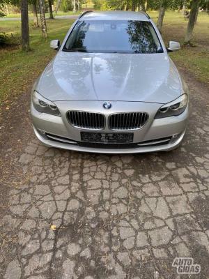 Grey BMW 530 2012 in Panevezys, with an engine capacity of 3.00 L and mileage of 260 thousand km for 6999 €, photo 11 on AUTOMOTO.COM.LV