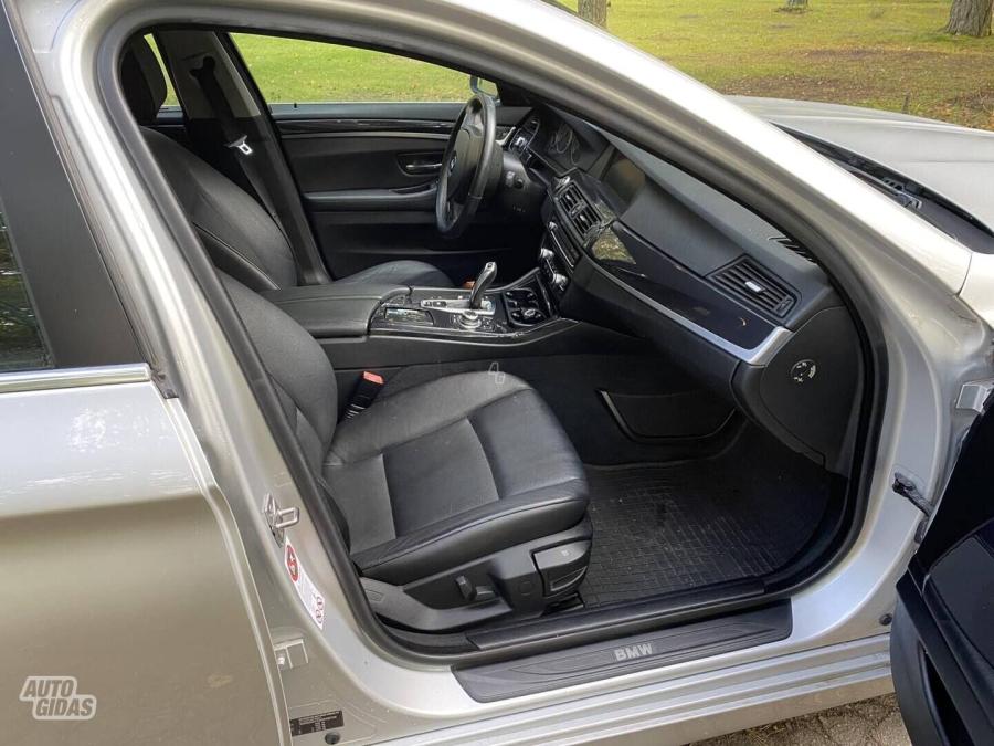 Grey BMW 530 2012 in Panevezys, with an engine capacity of 3.00 L and mileage of 260 thousand km for 6999 €, photo 17 on AUTOMOTO.COM.LV