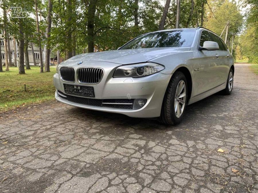 Grey BMW 530 2012 in Panevezys, with an engine capacity of 3.00 L and mileage of 260 thousand km for 6999 €, photo 21 on AUTOMOTO.COM.LV