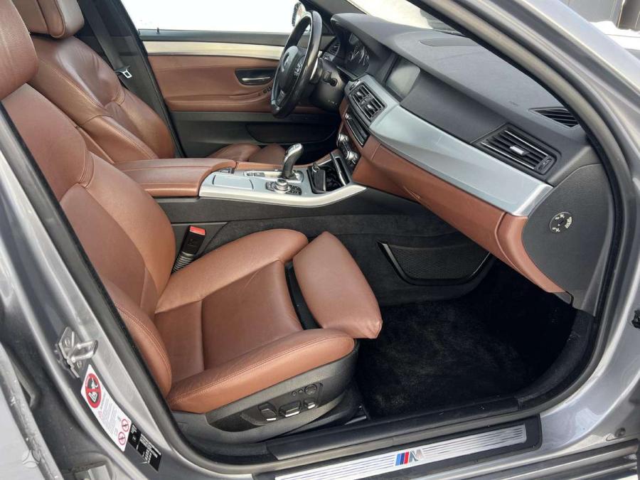Grey BMW 530 2012 in Vilnius, with an engine capacity of 2.99 L and mileage of 440 thousand km for 6500 €, photo 26 on AUTOMOTO.COM.LV