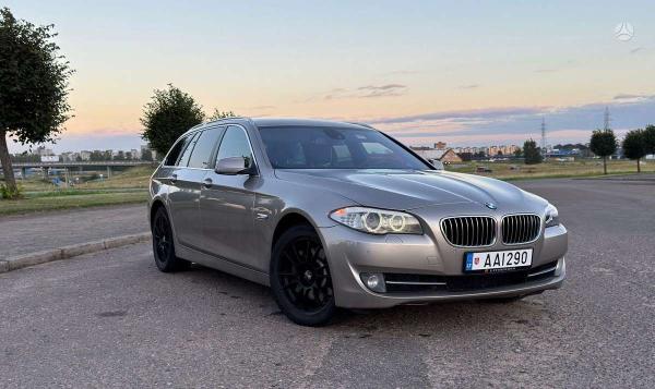 Grey BMW 530 2012 in Kaunas, with an engine capacity of 2.99 L and mileage of 330 thousand km for 7900 €, photo 3 on AUTOMOTO.COM.LV