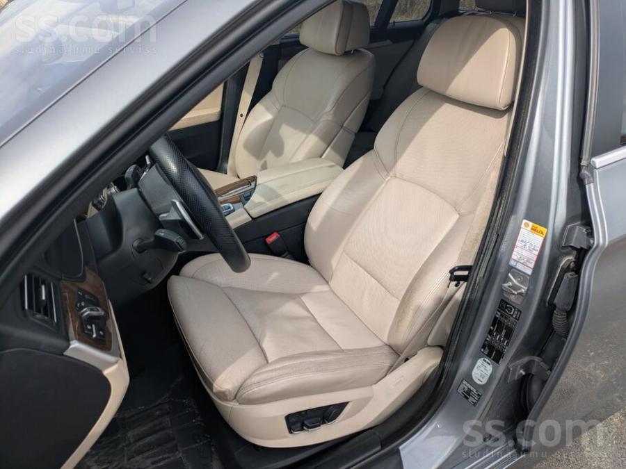 Pelēks BMW 530 2012 Dobele, ar dzinēja tilpumu 3.00 L un nobraukumu 308 tūkst. km par 9000 €, foto 14 vietnē AUTOMOTO.COM.LV