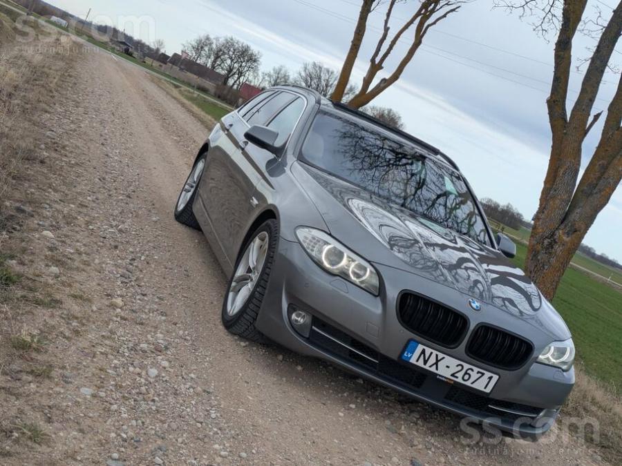Pelēks BMW 530 2012 Dobele, ar dzinēja tilpumu 3.00 L un nobraukumu 308 tūkst. km par 9000 €, foto 30 vietnē AUTOMOTO.COM.LV