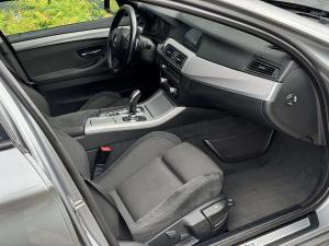 Grey BMW 530 2012 in Vilnius, with an engine capacity of 2.99 L and mileage of 250 thousand km for 9400 €, photo 11 on AUTOMOTO.COM.LV