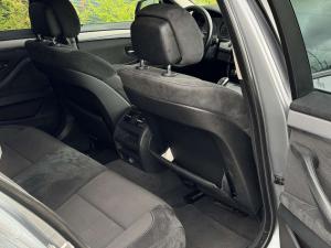 Grey BMW 530 2012 in Vilnius, with an engine capacity of 2.99 L and mileage of 250 thousand km for 9400 €, photo 13 on AUTOMOTO.COM.LV