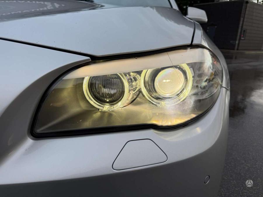 Pelēks BMW 530 2012 Utena, ar dzinēja tilpumu 2.99 L un nobraukumu 352 tūkst. km par 8000 €, foto 16 vietnē AUTOMOTO.COM.LV