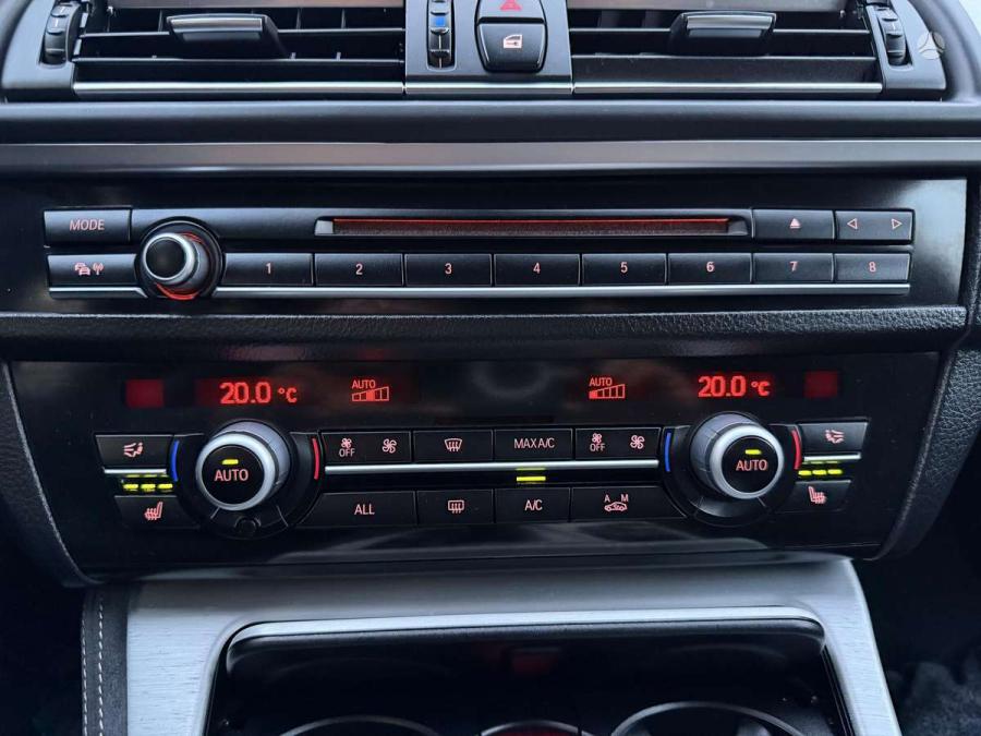 Pelēks BMW 530 2012 Utena, ar dzinēja tilpumu 2.99 L un nobraukumu 352 tūkst. km par 8000 €, foto 40 vietnē AUTOMOTO.COM.LV