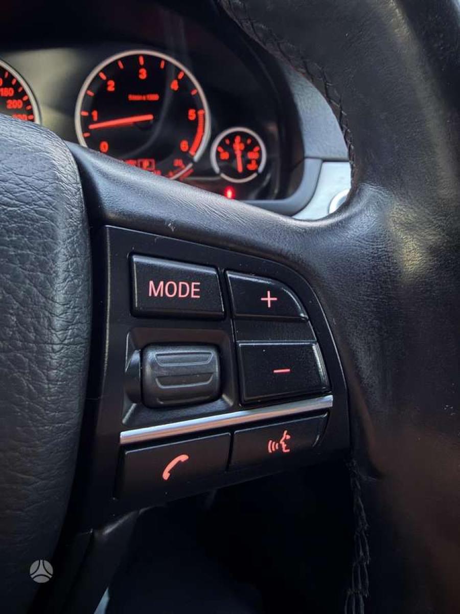Pelēks BMW 530 2012 Utena, ar dzinēja tilpumu 2.99 L un nobraukumu 352 tūkst. km par 8000 €, foto 43 vietnē AUTOMOTO.COM.LV