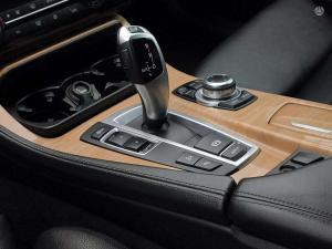Grey BMW 530 2012 in Vilnius, with an engine capacity of 3.00 L and mileage of 288 thousand km for 3999 €, photo 19 on AUTOMOTO.COM.LV